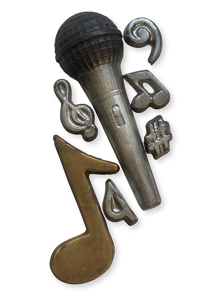 Mic and Clefs - Dark or Milk Chocolate – Artisanale Chocolate